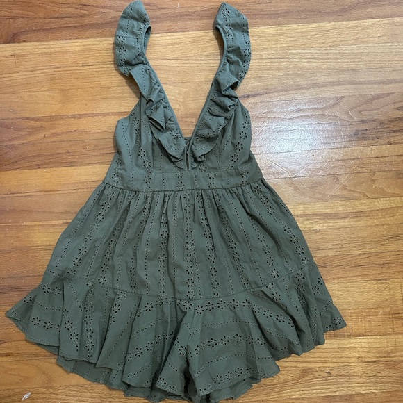 Mable | Pants & Jumpsuits | Nwt Olive Romper | Poshmark